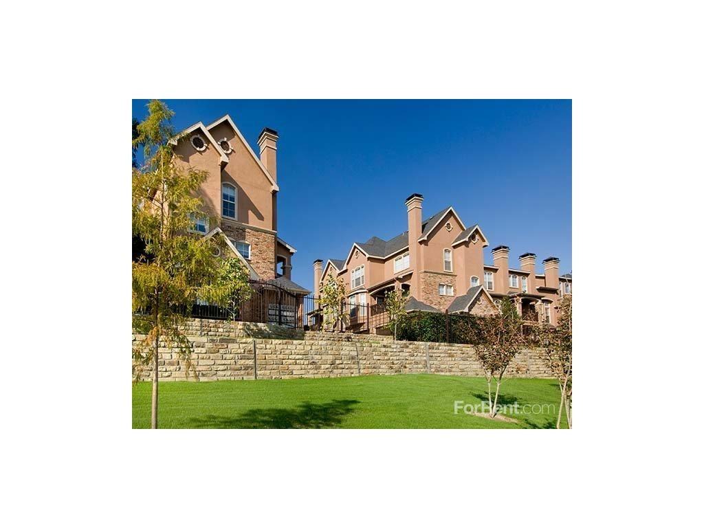 Archstone at MacArthur Apartments - 1100 Hidden Ridge Drive, Irving, TX ...