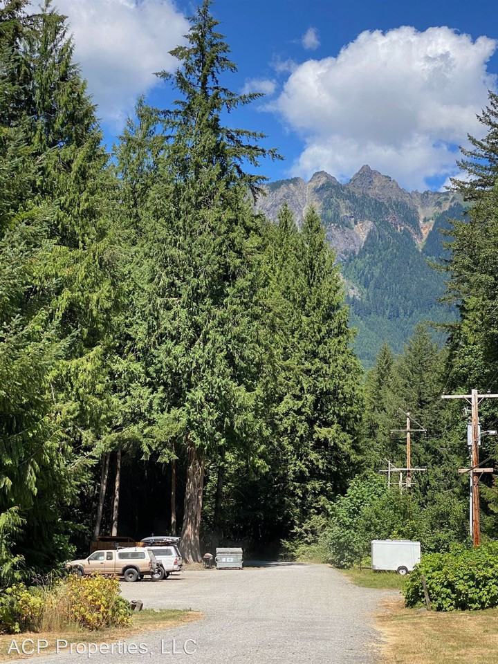 Mt Baker RV Park Apartments - 10443 Mt Baker Hwy Deming WA | Zumper