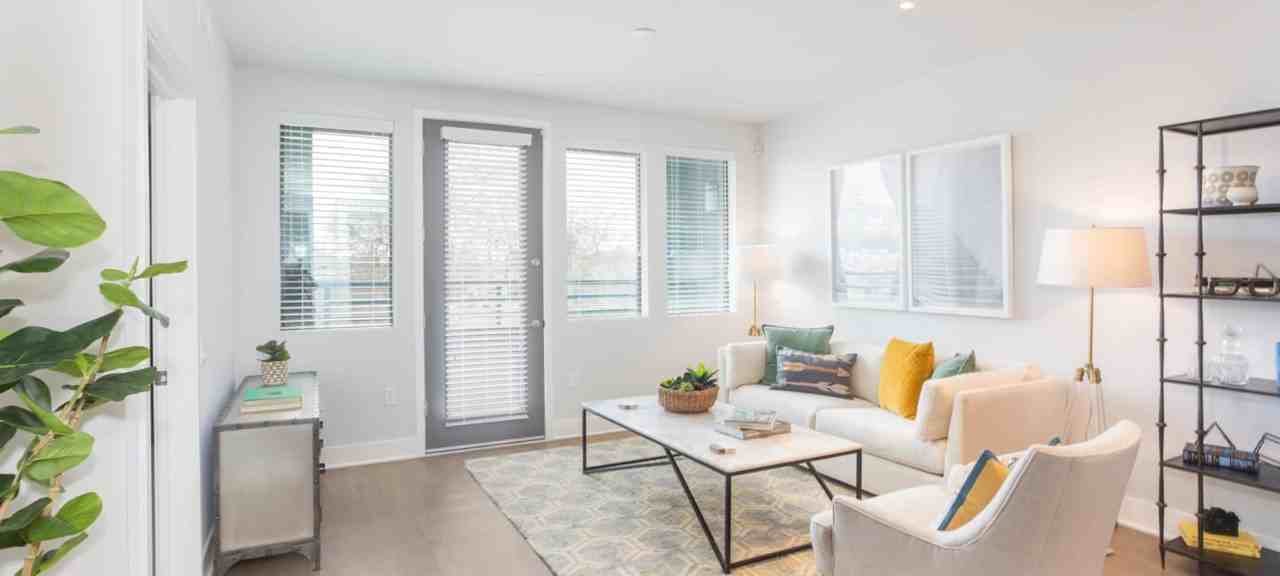 Lakeside Drive by Mark-Taylor Apartments - 500 W 1st St Tempe AZ | Zumper