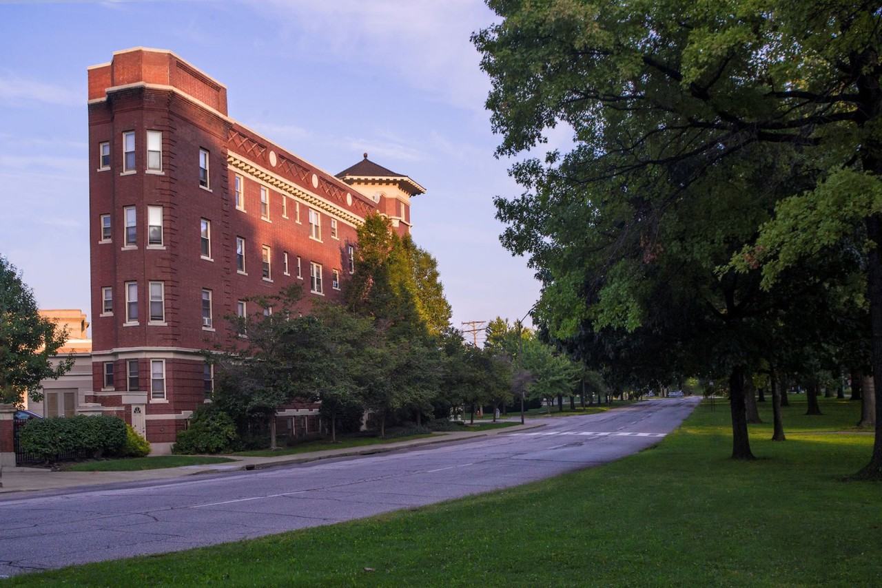 Parkside Dwellings Apartments - 2040 Stearns Rd Cleveland OH | Zumper