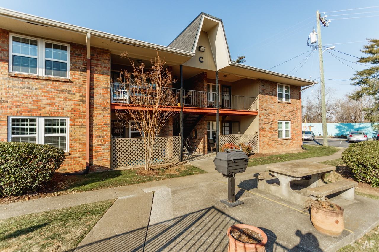 Bransford on Berry Apartments - 704 Berry Rd, Nashville, TN 37204 - Zumper