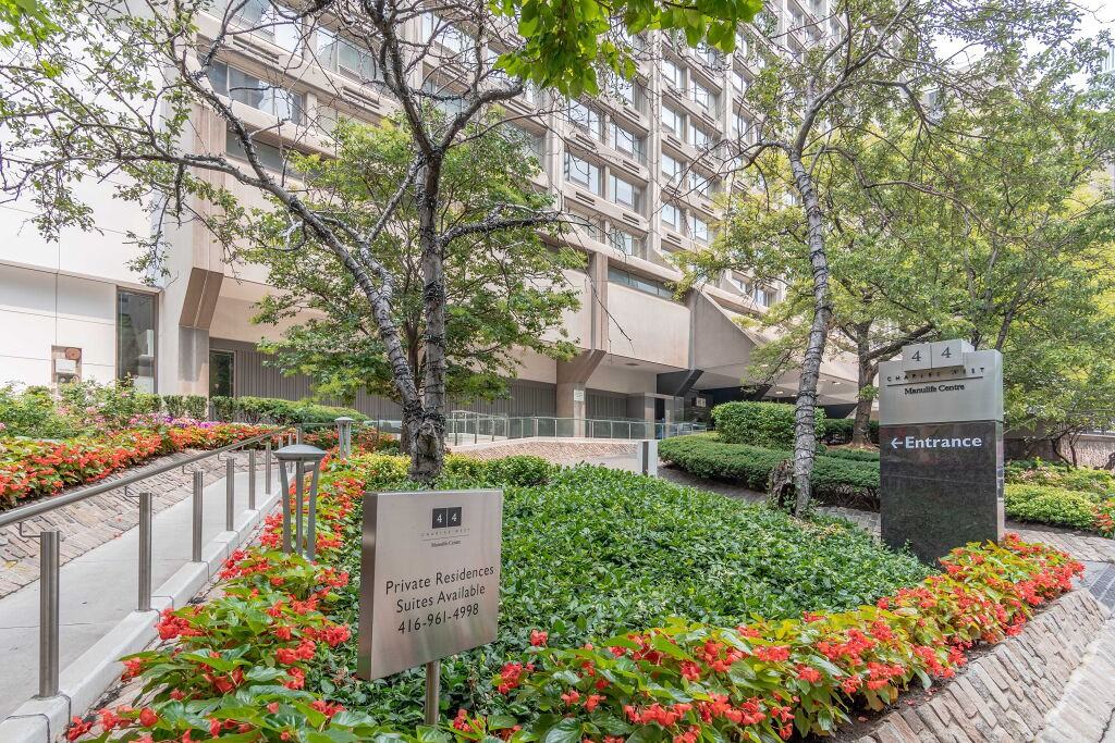 44 Charles West Apartments - 44 Charles St W, Toronto, ON M4Y 1R8 - Zumper