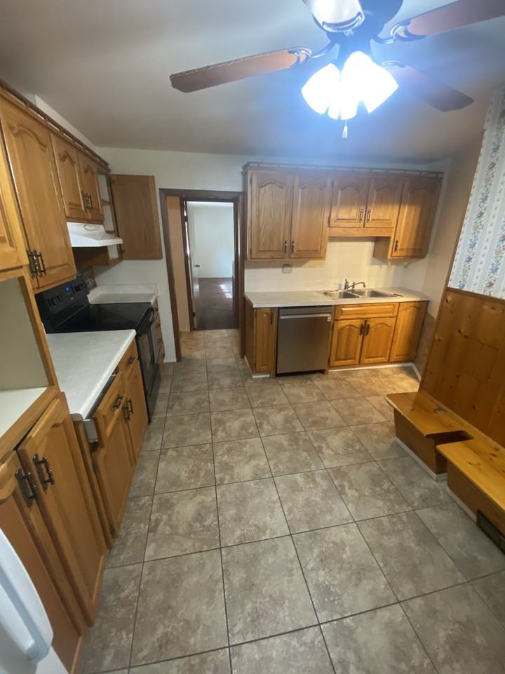 105 Guay – detached single family home Apartments - 105 Guay Ave ...