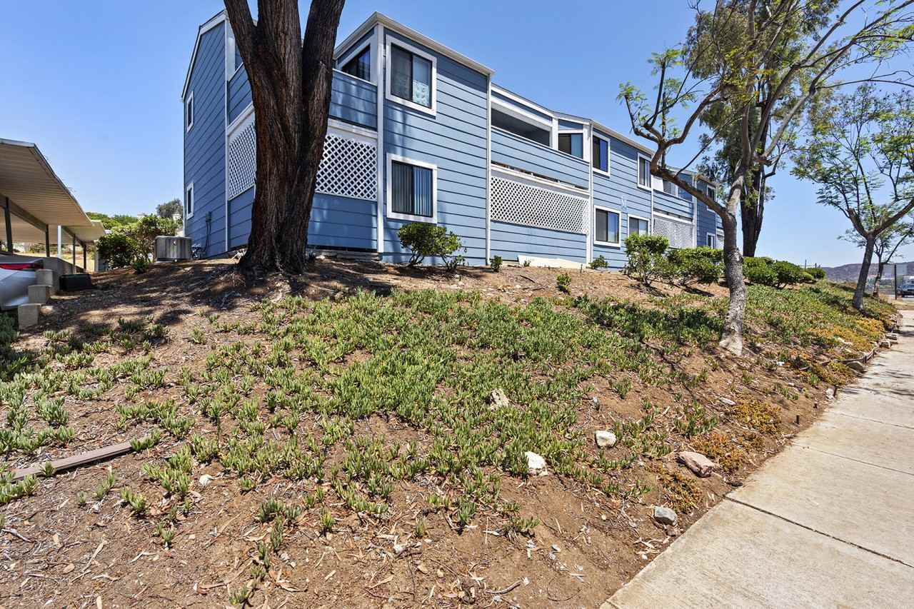 Calavo Woods Apartments - 10850 Jamacha Blvd Spring Valley CA | Zumper