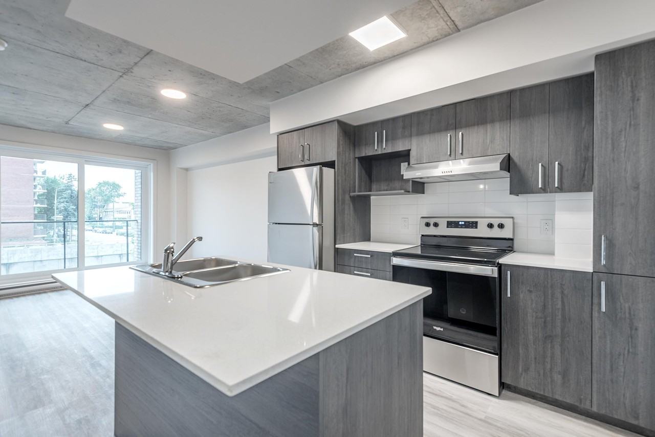 6405 Decarie Apartments - 6417 Boul Décarie Montréal QC | Zumper