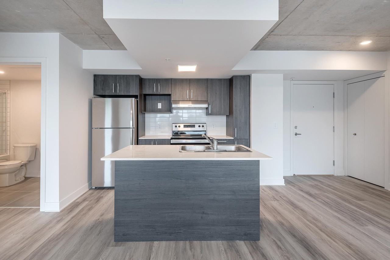 6405 Decarie Apartments - 6417 Boul Décarie Montréal QC | Zumper