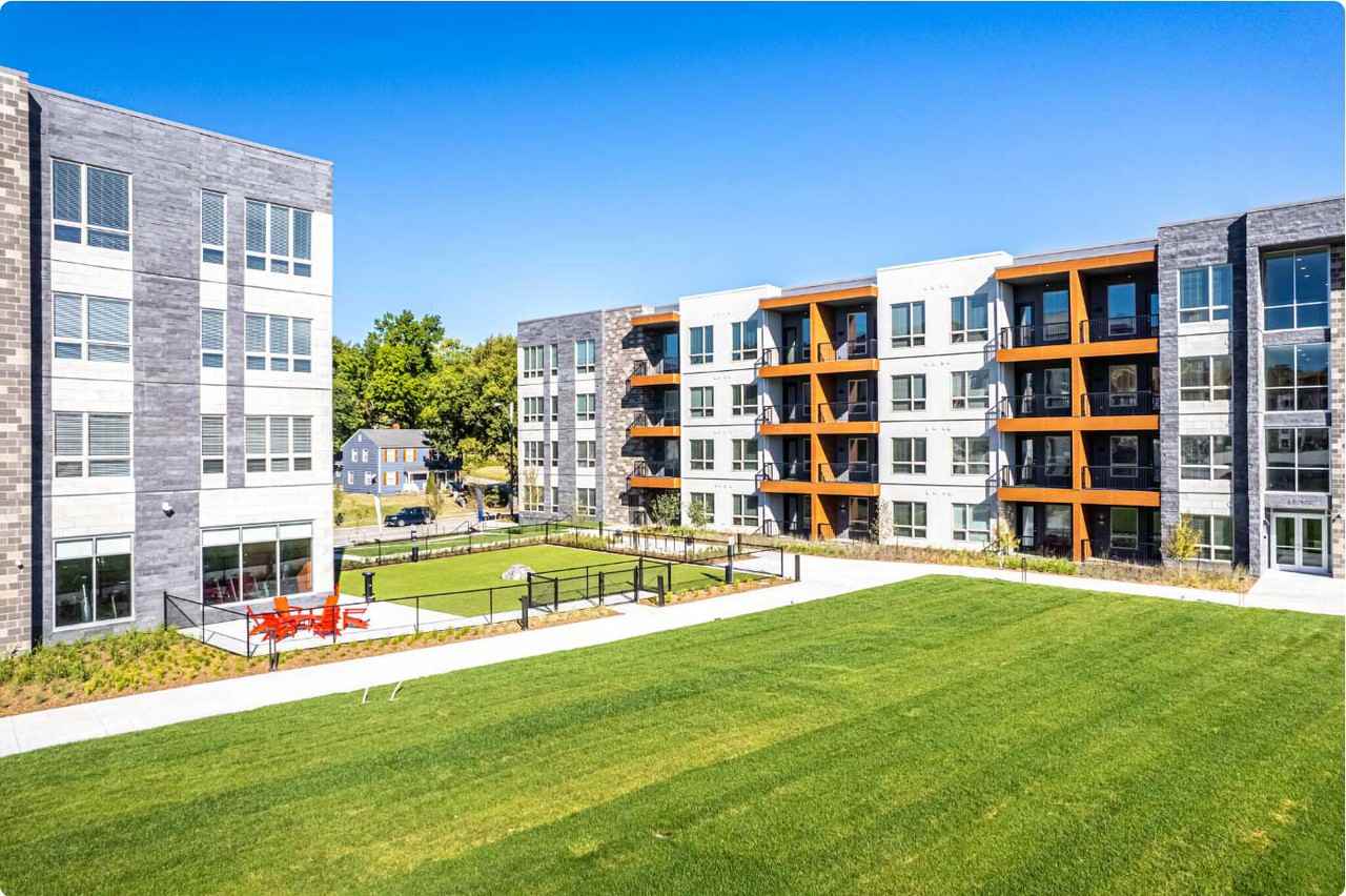 Brookside Commons Apartments - 6551 Rockhill Rd Kansas City MO | Zumper