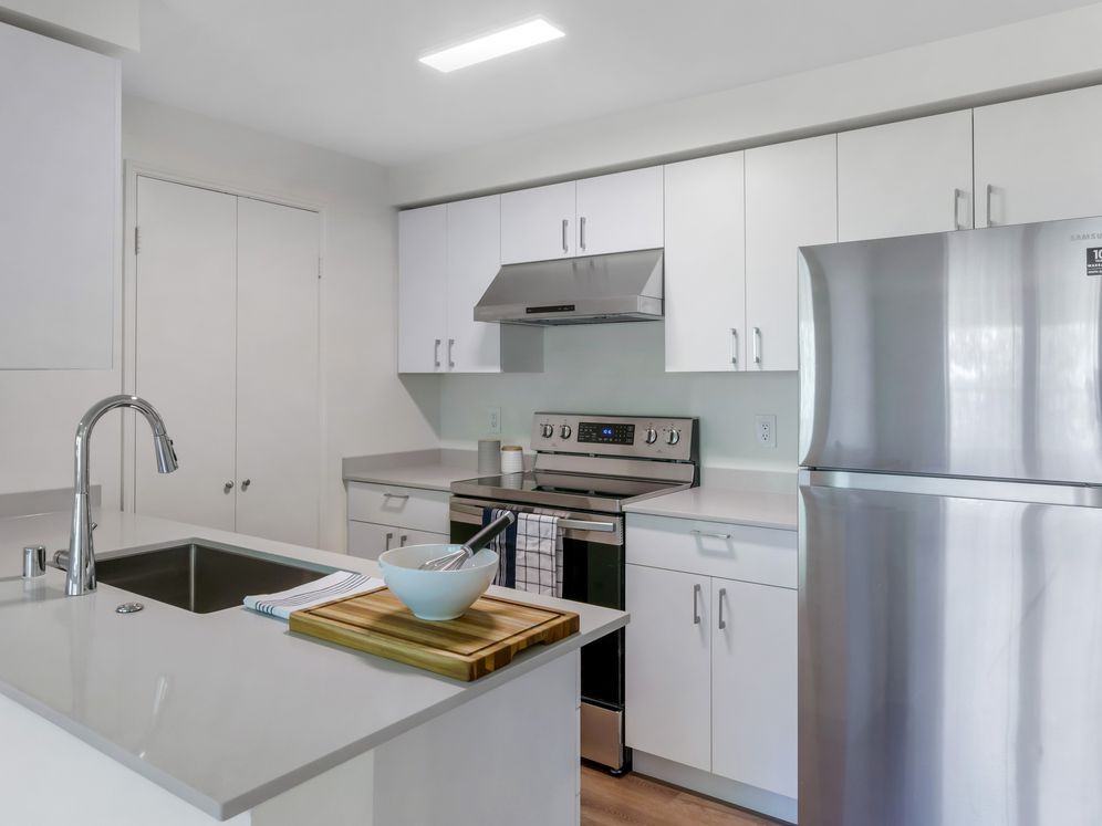 Archstone Redmond Lakeview Apartments - 4250 W Lake Sammamish Pkwy Ne ...