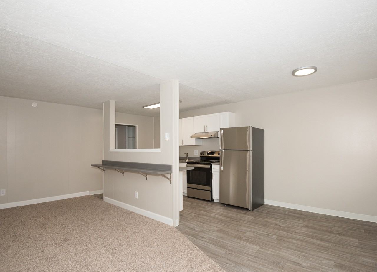 Alexander Vincent I - 7301 Se Powell Blvd, Portland, OR 97206 ...