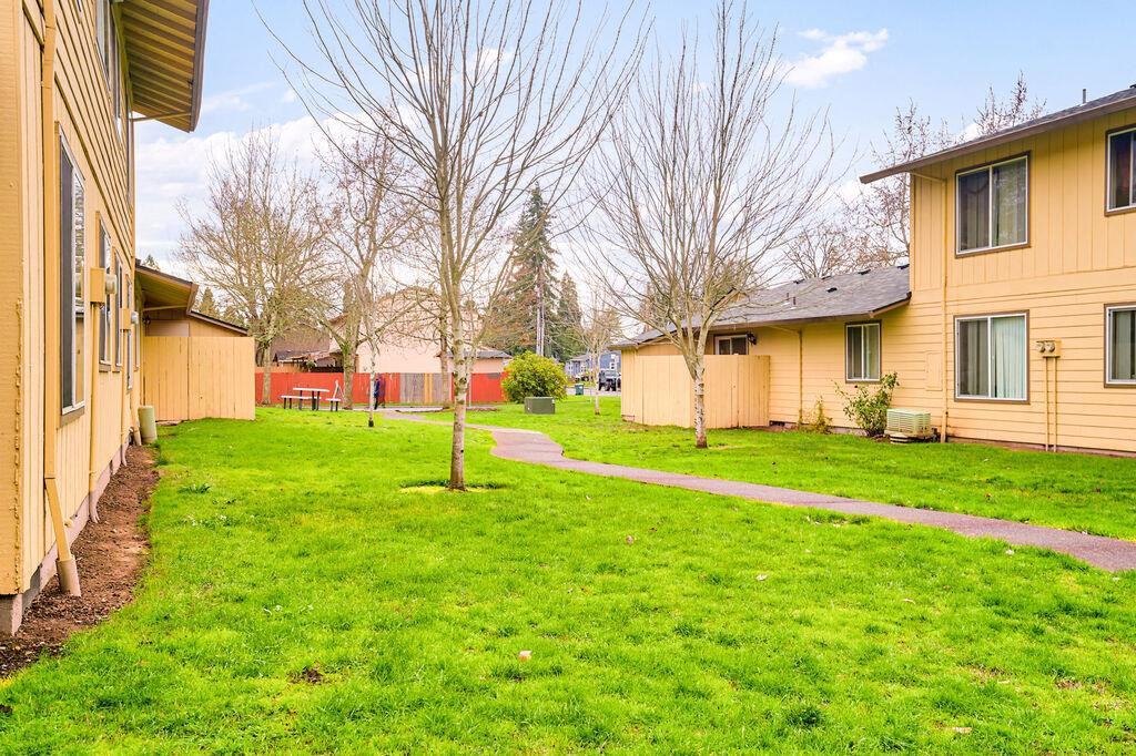 Maple Terrace Apartments - 1535 Se Maple St Hillsboro OR | Zumper