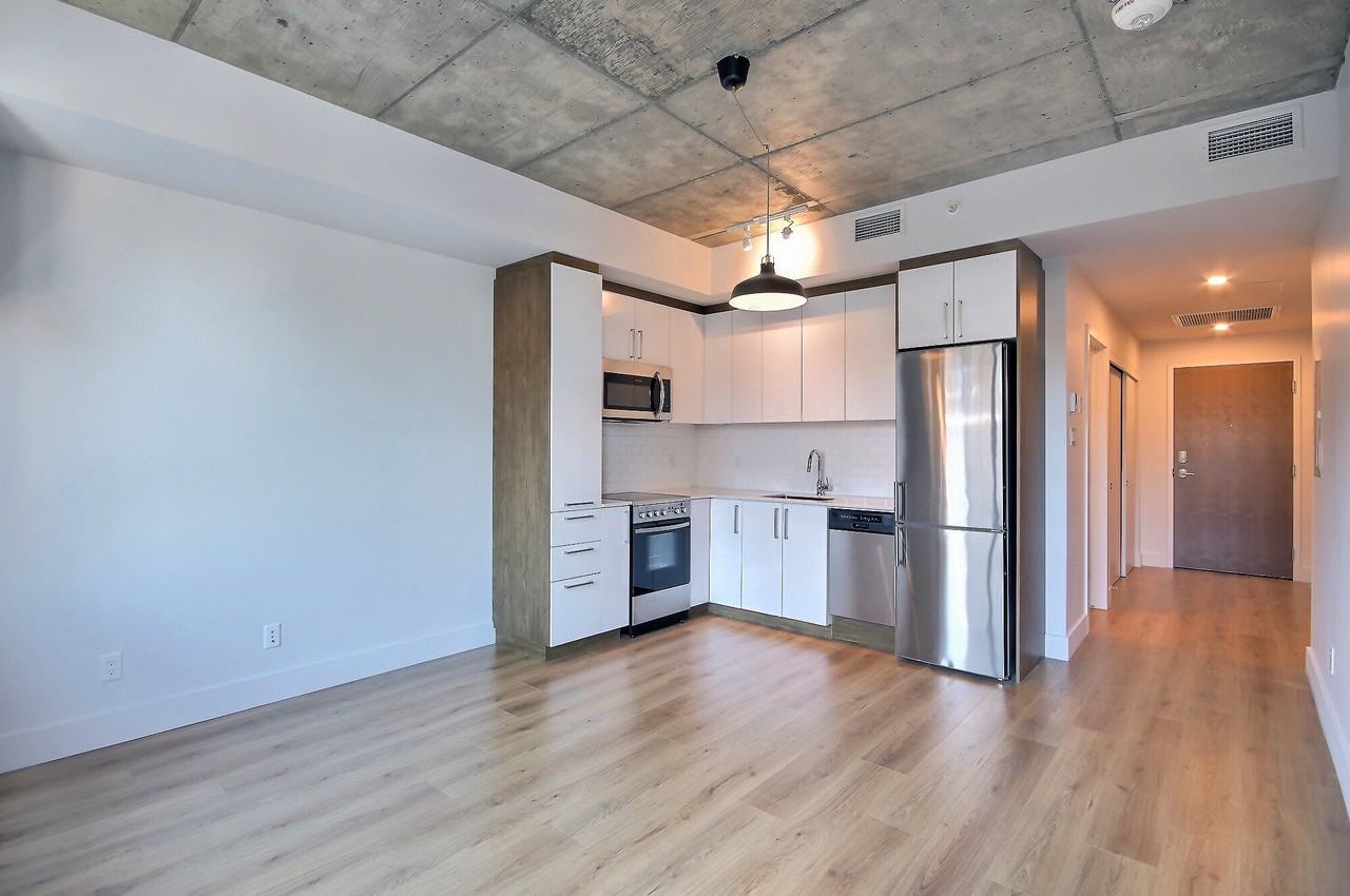 1090 Rue de Bleury, Montréal, QC H2Z 1N1 - Studio Apartment for Rent ...