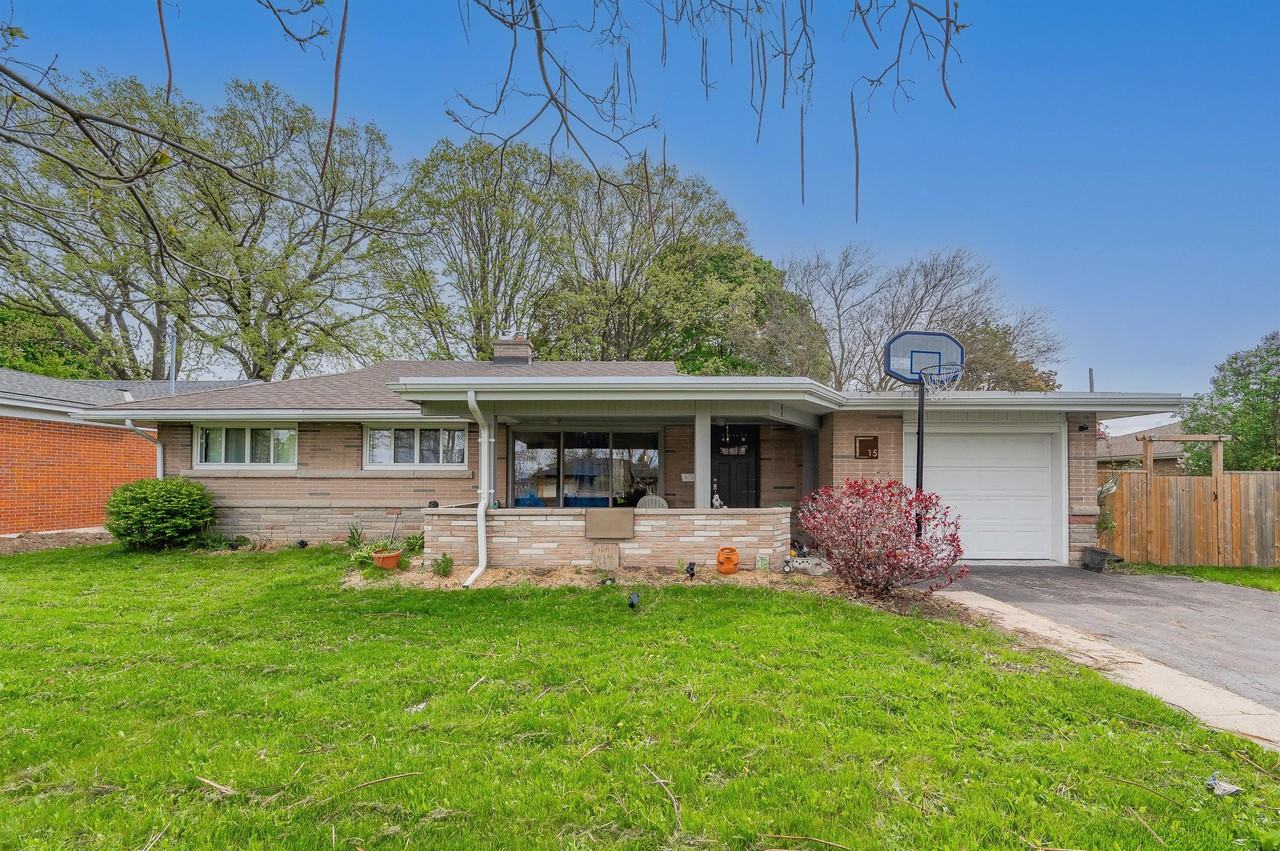 ALEXANDER AVE (15) Apartments - Alexander Ave, Cambridge, ON N1R None ...