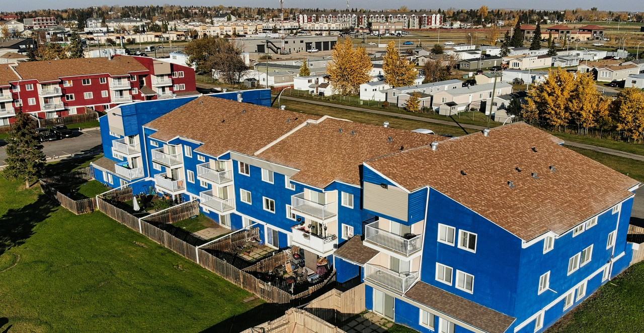 The Courtyards Apartments - 9818 94 Ave Grande Prairie AB | Zumper
