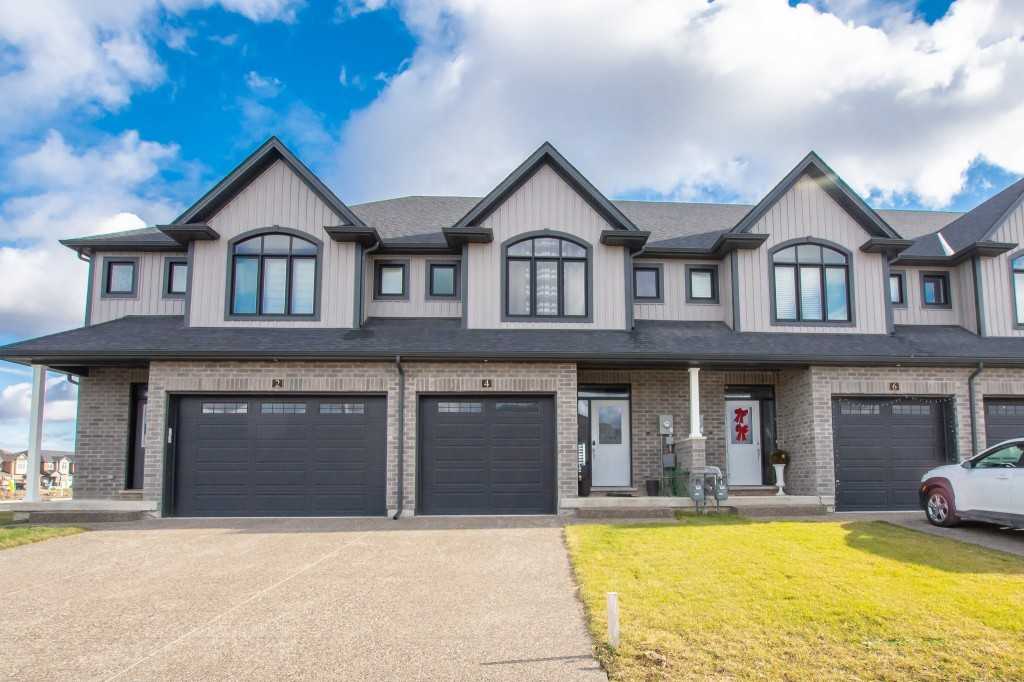 4 Spring Crest Way Apartments - Thorold ON | Zumper