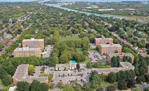 St. Lawrence Village Apartments - 3 Leaside Dr, St. Catharines, ON L2M ...
