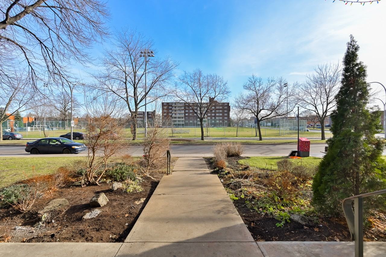 405 Deguire Apartments - 405 Boul Deguire Montréal QC | Zumper