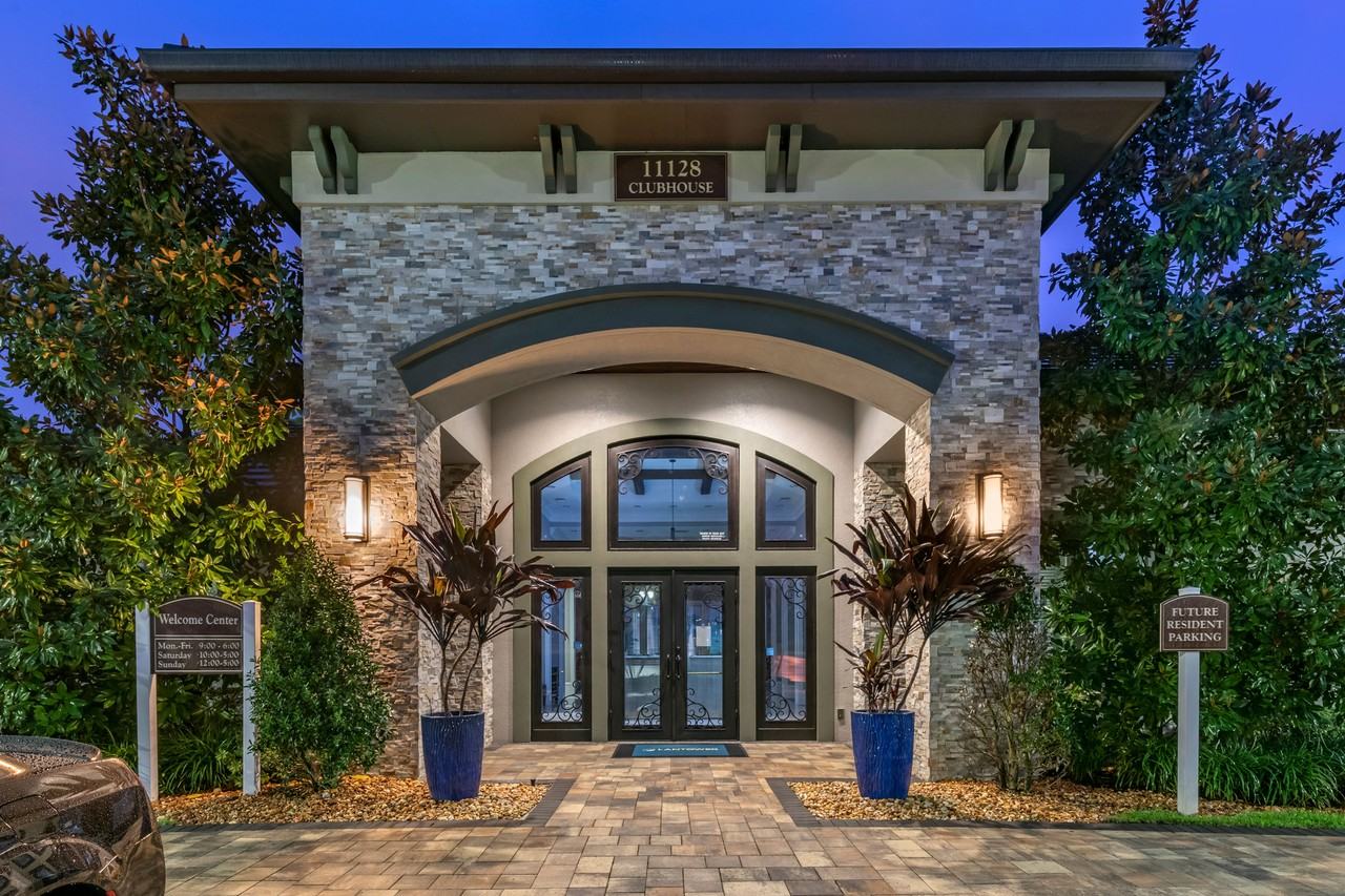 Lantower Grande Pines Apartments