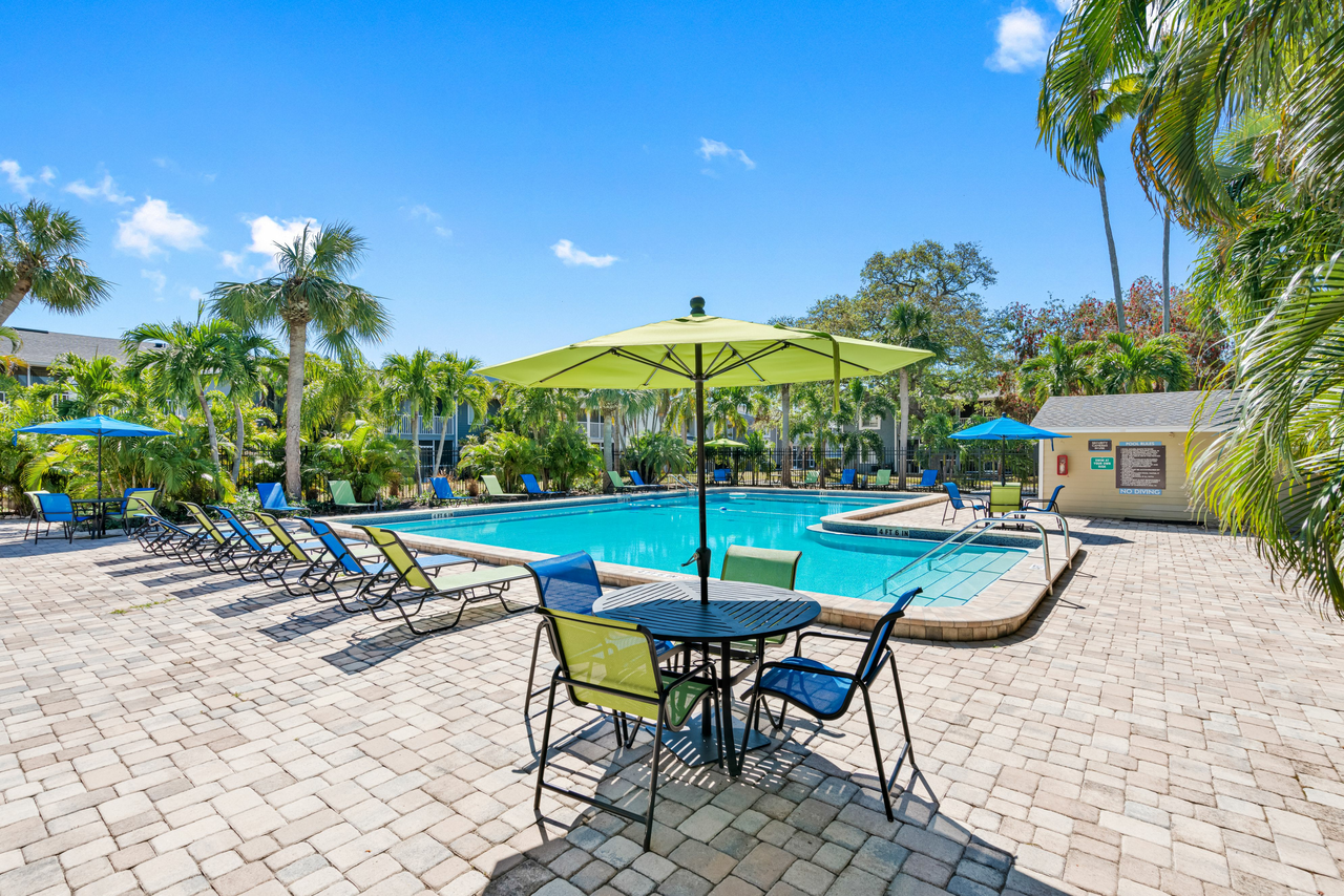 Enclave at Sabal Pointe Apartments - 2148 54th Ave S St. Petersburg FL ...