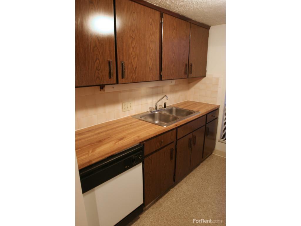 Autumn Run Apartments - 520 Birch Hill Dr Medina OH | Zumper
