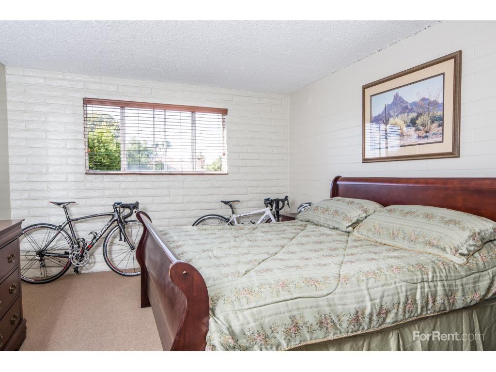 Desert Atrium Apartments - 8750 E Cooper St, Tucson, AZ 85710 - Zumper