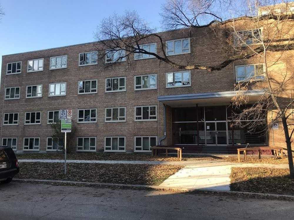 50 Carlton Apartments in Downtown Winnipeg, Winnipeg, MB R3C 1N9 - Zumper