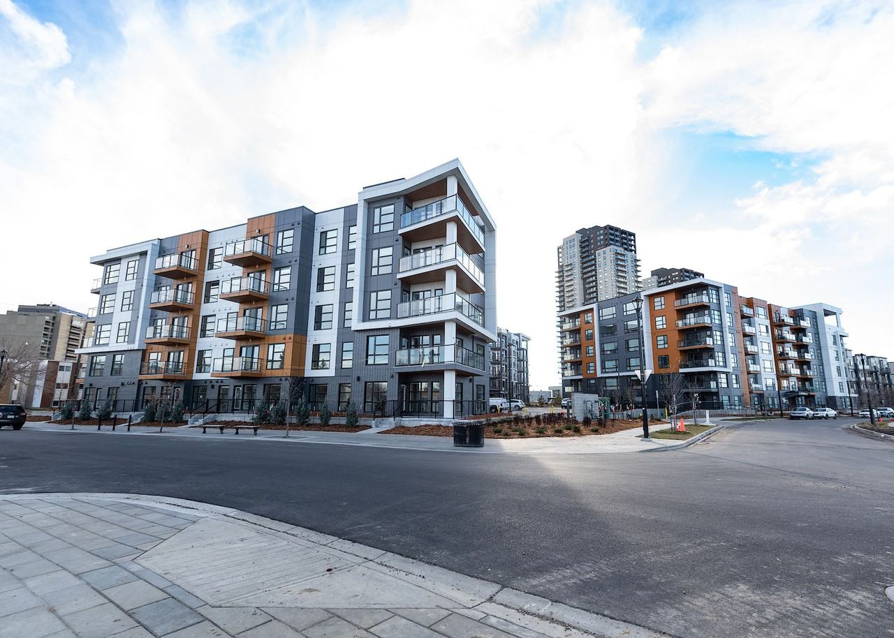 Pet Friendly Apartments For Rent In Downtown Edmonton - 10954 84 St Nw ...