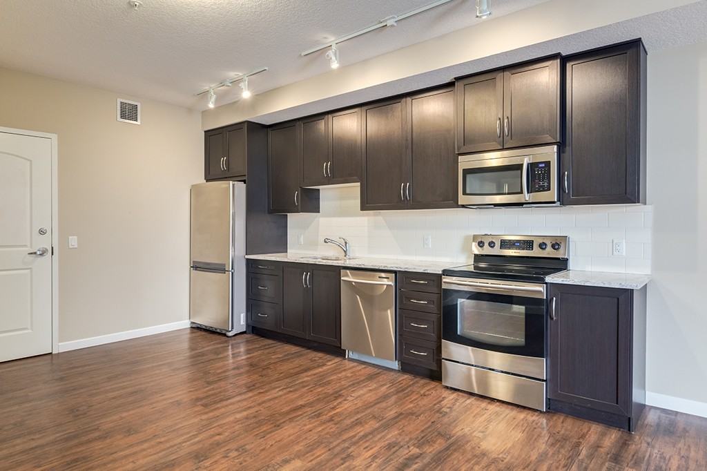 The Laurier Apartments - 200 & 200 Quarry Villas Se Calgary AB | Zumper