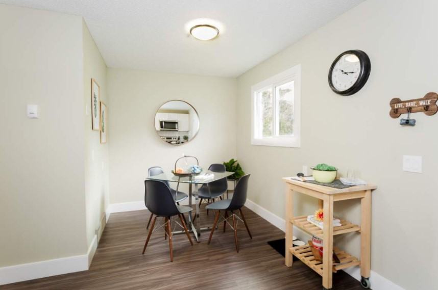 Calgary Falconridge Gardens Apartments - 127 Falconridge Gdns Ne ...