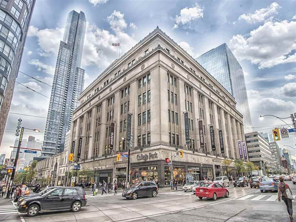 College Park Apartments - 424 Yonge St, Toronto, ON M5B 2H3 - Zumper
