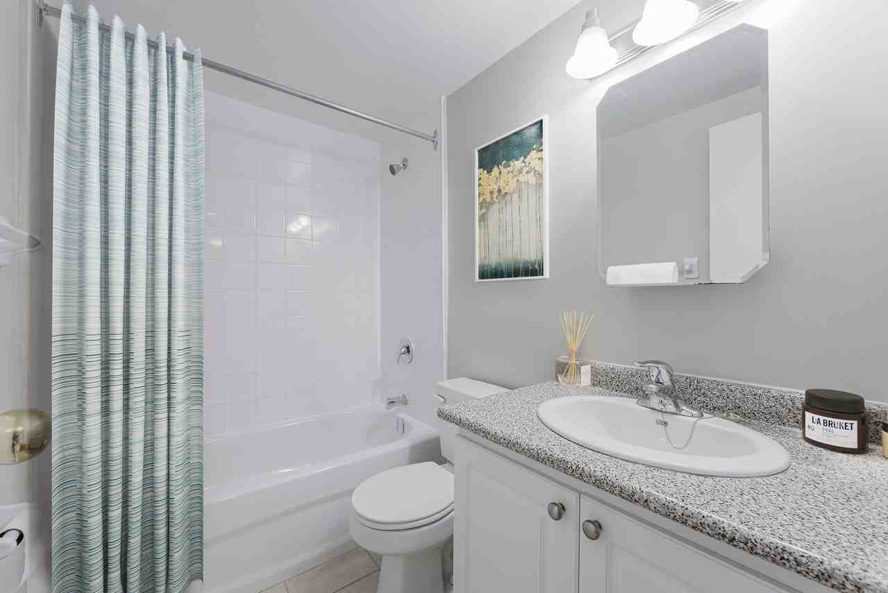 221 & 265 Balliol Street Apartments - 265 Chequers Place East Toronto ...