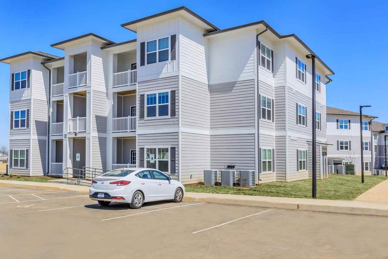 The Park at Beasley Apartments - 174 Green Park Dr, Dickson, TN 37055 ...