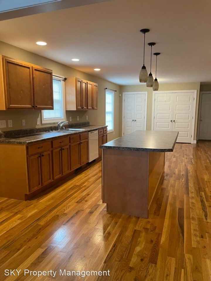 1715 Smallhouse Road Apartments - 1715 Smallhouse Rd, Bowling Green, KY ...