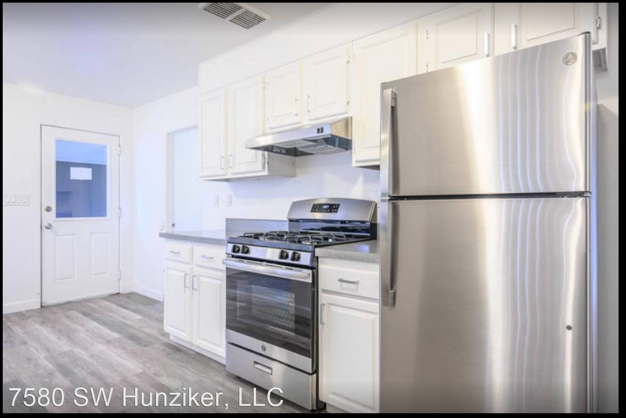 7580-7582 SW Hunziker Road Apartments - 7580 Sw Hunziker Rd #7582 ...