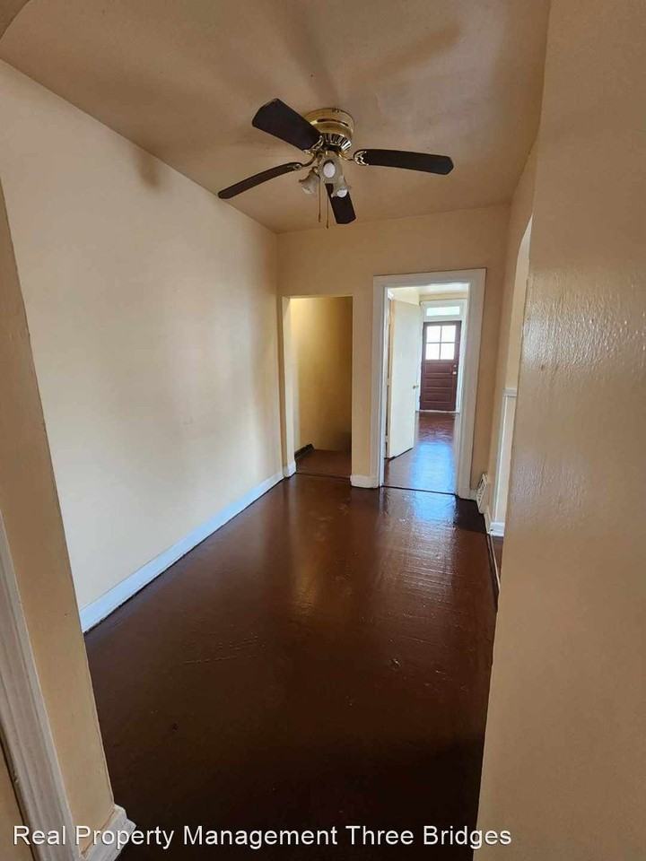 8443 - 8445 Newby Street Apartments - St. Louis MO | Zumper