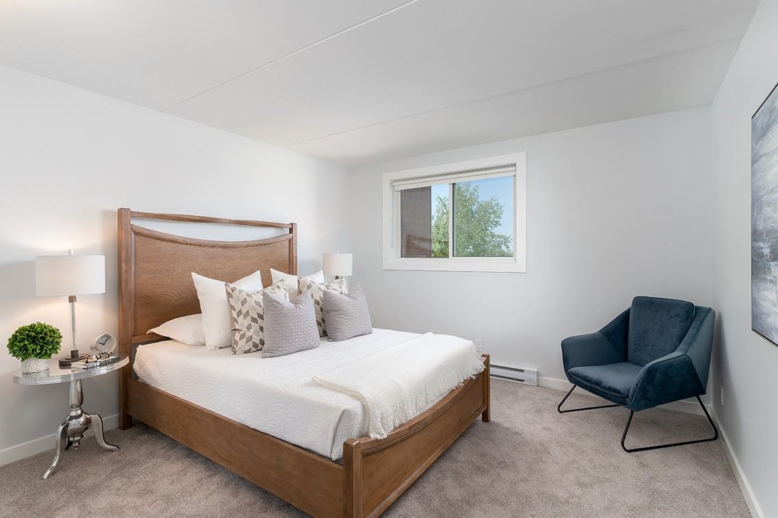 Adamar Manor Apartments - 110 Adamar Rd Winnipeg MB | Zumper