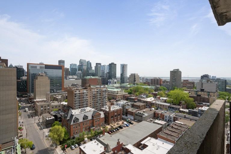 Le Vanguard (2000 Saint Marc) Apartments - 2000 Rue Saint-Marc ...