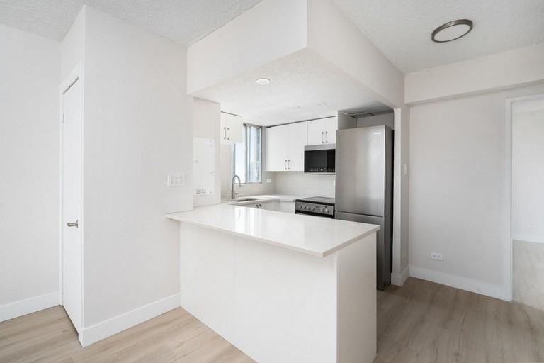 Le Vanguard Apartments - 2000 Rue Saint-Marc, Montréal, QC H3H 2N9 - Zumper