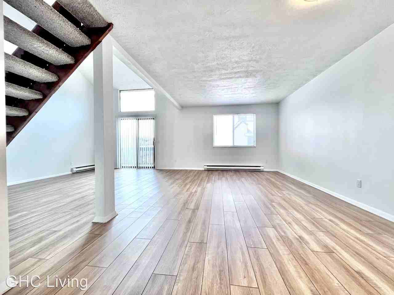 Acres Crossing Apartments - 2569 Romig Rd, Akron, OH 44320 - Zumper