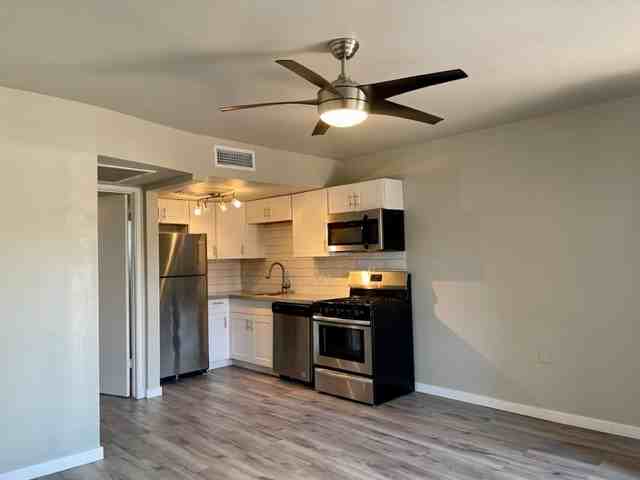 Element on 38th Apartments - 2931 N 38th St, Phoenix, AZ 85018 - Zumper