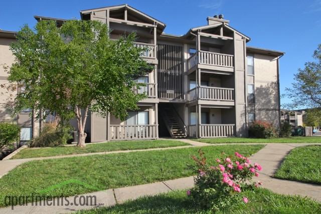 Independence Ridge Apartments - 19012 E 37th Terrace Independence MO ...