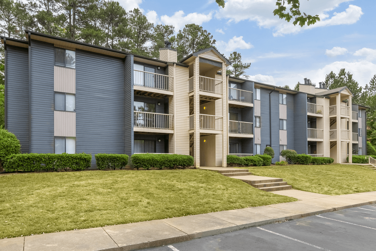 The Parke at Trinity Apartment - 5301 Creek Ridge Ln, Raleigh, NC 27607 ...
