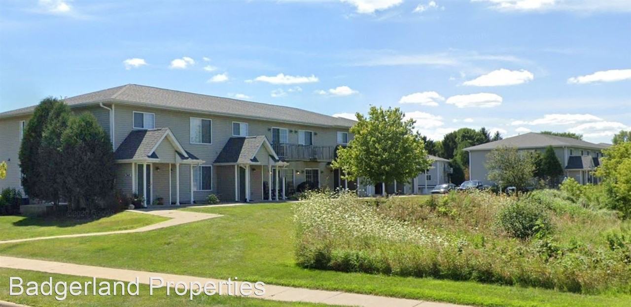 Midvale Apartments in Janesville, WI 53546 - Zumper