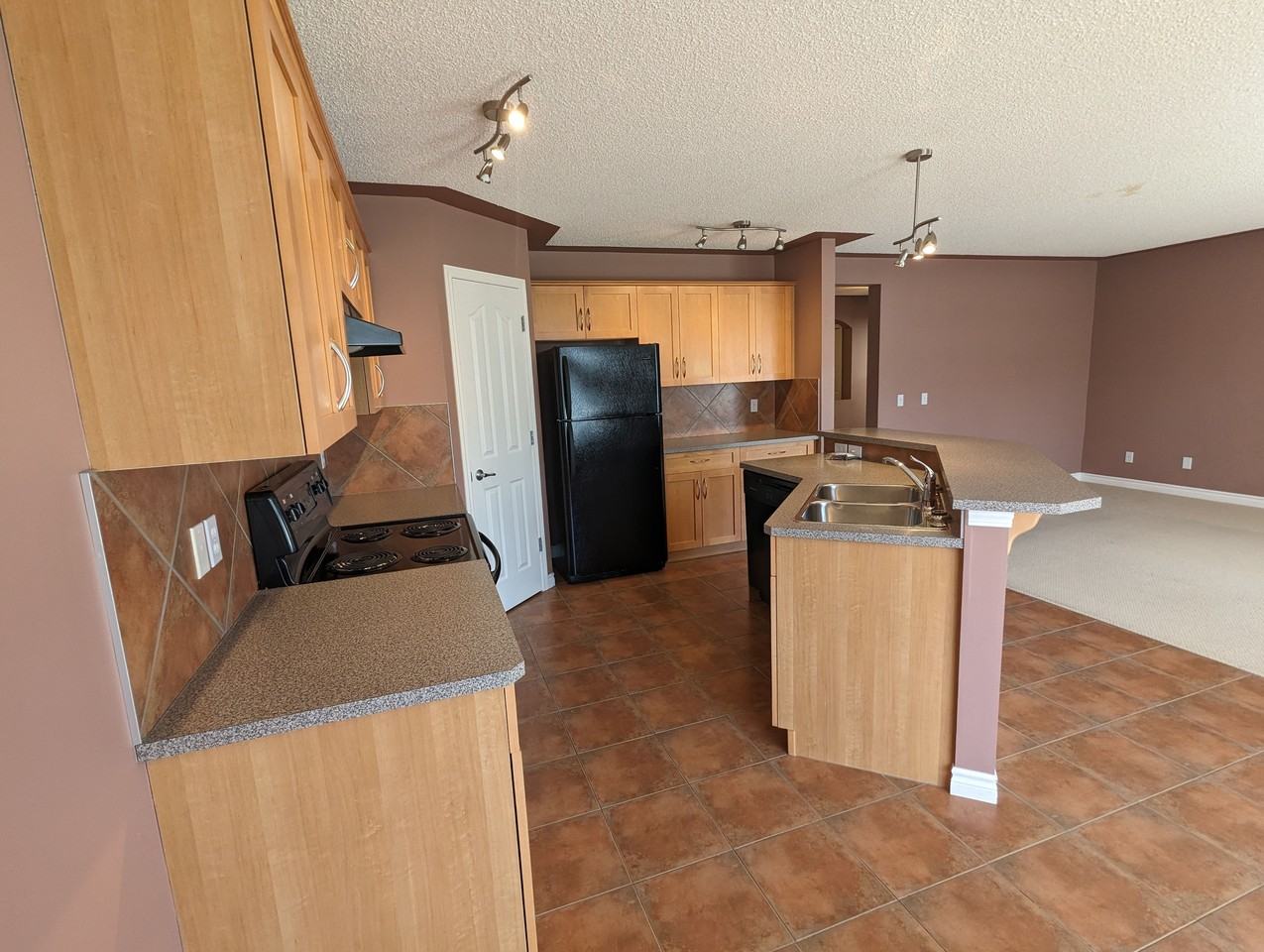 40 Cougar Ridge Link Southwest, Calgary, AB T3H 5L4 3 Bedroom House for ...