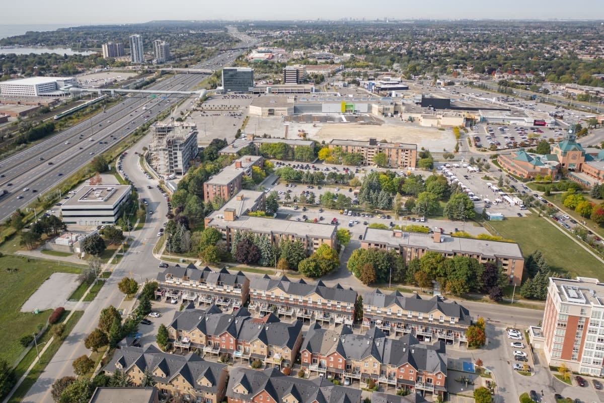 Pickering Place Apartments - 1865 Glenanna Rd, Pickering, ON L1V 3V5 ...