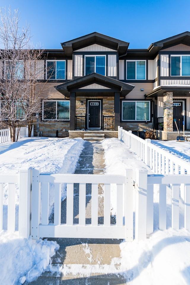 4324 Annett Common Southwest, Edmonton, AB T6W 1A8 3 Bedroom Apartment ...