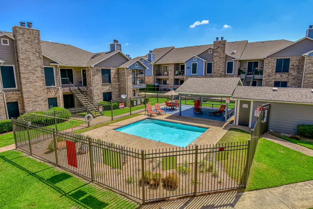 Springfield Crossing Apartments - 1801 W Arkansas Ln Arlington TX | Zumper