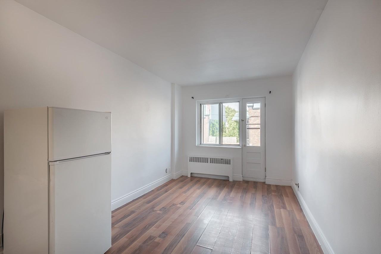 5240 de Berri Apartments - 5240 Rue Berri Montréal QC | Zumper