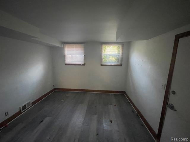 21304 Ontaga St #1, Farmington Hills, MI 48336 2 Bedroom Condo for $950 ...