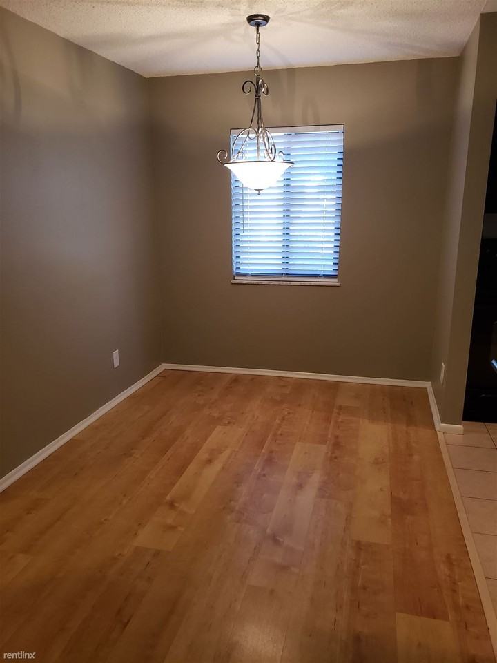 Springwood Village Condominiums Apartments - 104 Springwood Cir #A ...