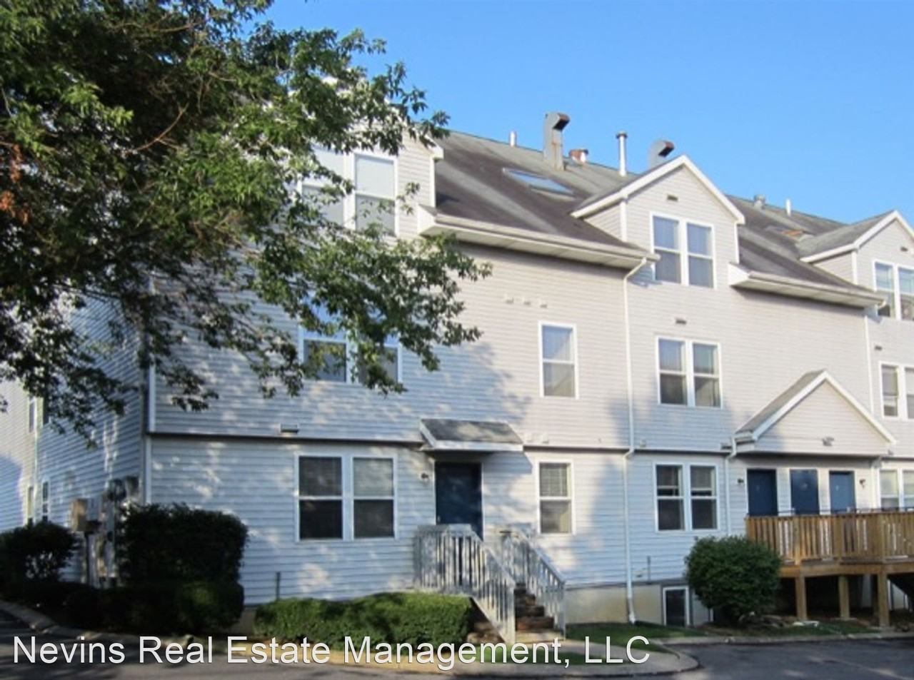 Cedar Lofts East Apartments - 711 711 E. Beaver Ave & 127 Keller St ...